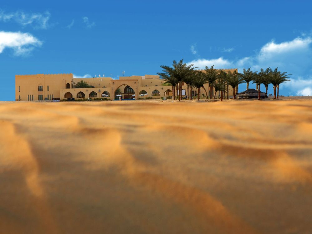 Aldar Hospitality Hotel Collection. Nurai Island boutique villa resort ...