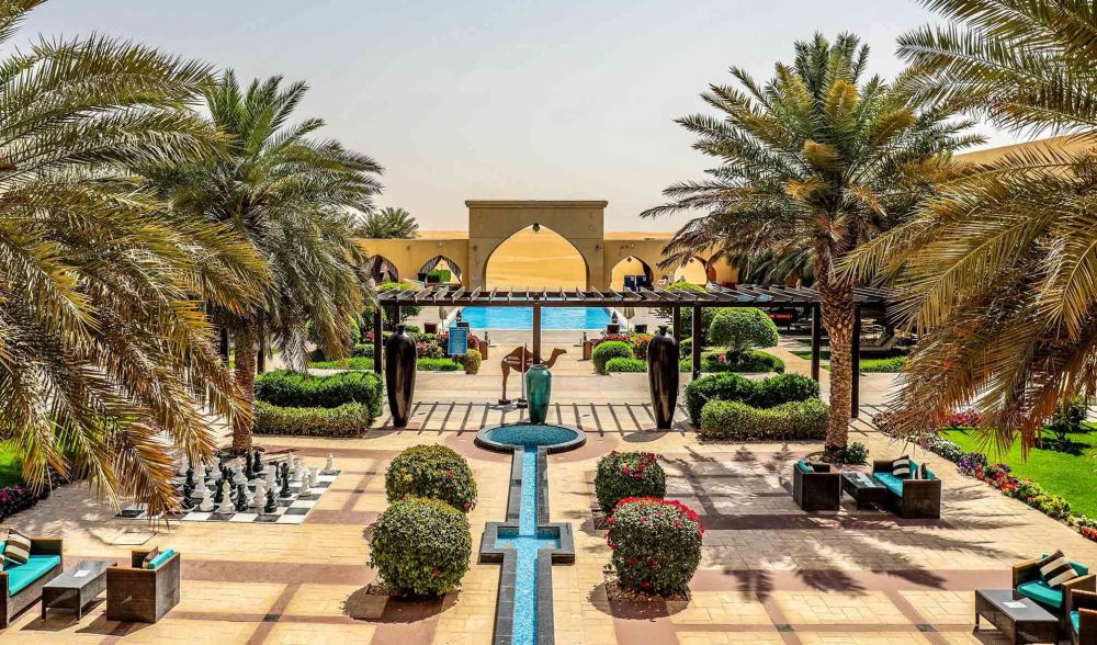 Aldar Hospitality Hotel Collection. Nurai Island boutique villa resort ...